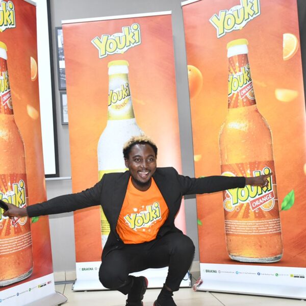 L’artiste humoriste Moussa Petit Sergent, nouvel ambassadeur Youki – BRAKINA